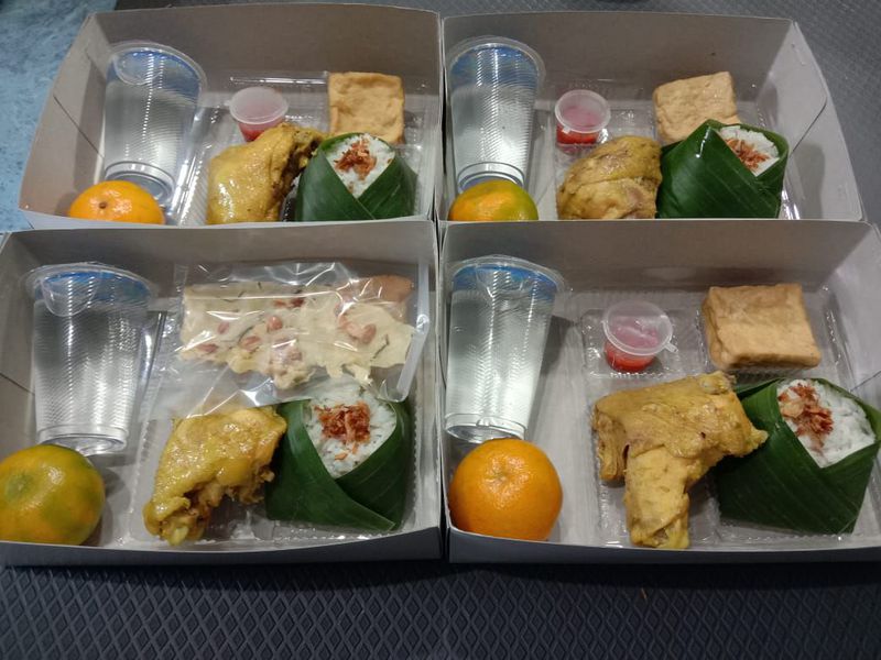 Nasi Box 4