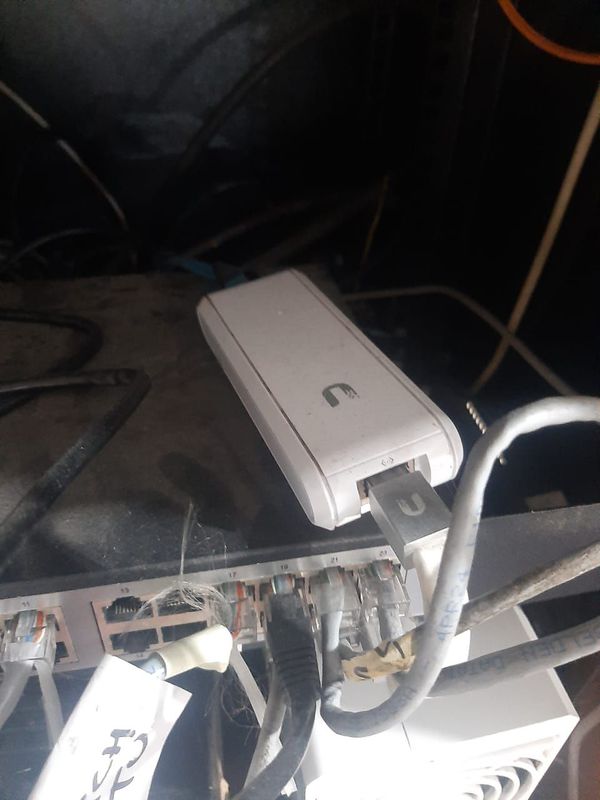 Services Dan Setting Ubiquity Cloud Key