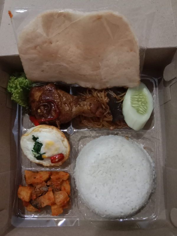 Berbagai macam Nasi Kotak Varian Ayam - 2