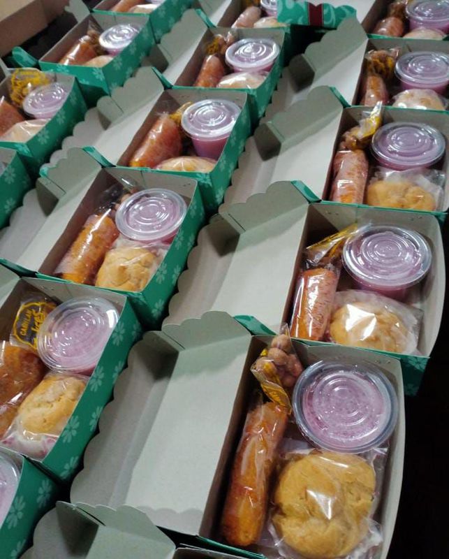 Snack Istimewa Dua Putri