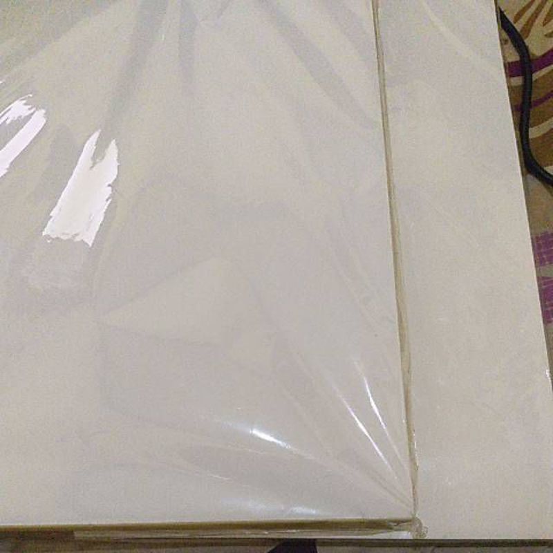 Kertas Sticker F4 (Glossy)