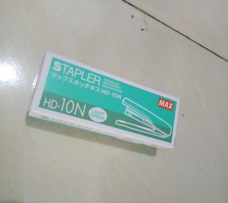 Stapler MAX HD-10N