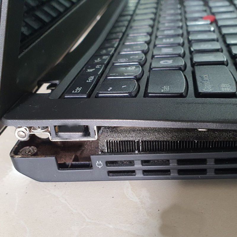 engsel laptop