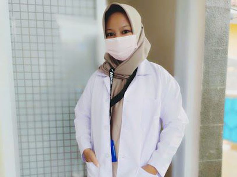 Baju Medis / Jas Lab / Baju Gown / Baju Hazmat APD / Bahan Bagus ...