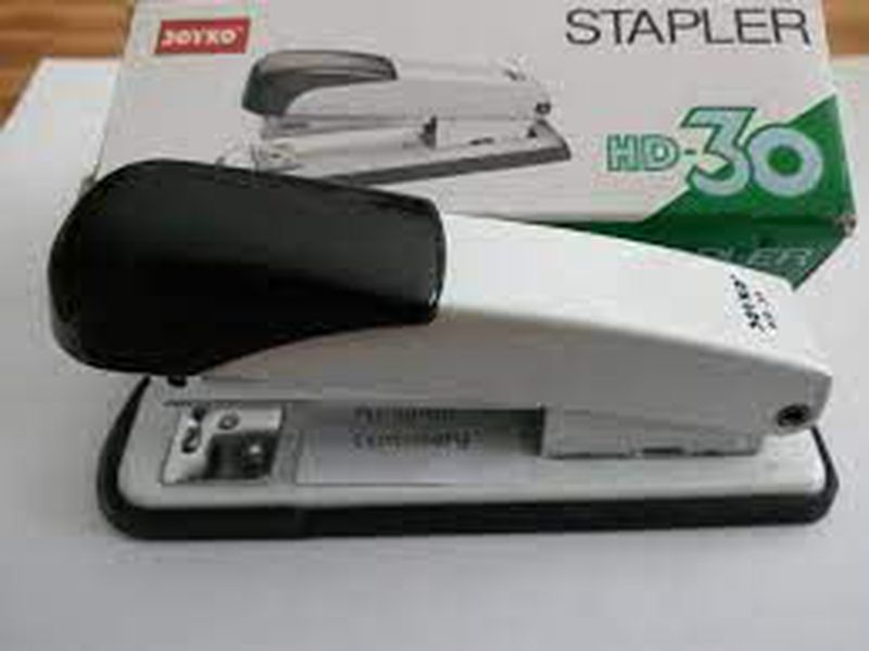 Staples Ukuran 30