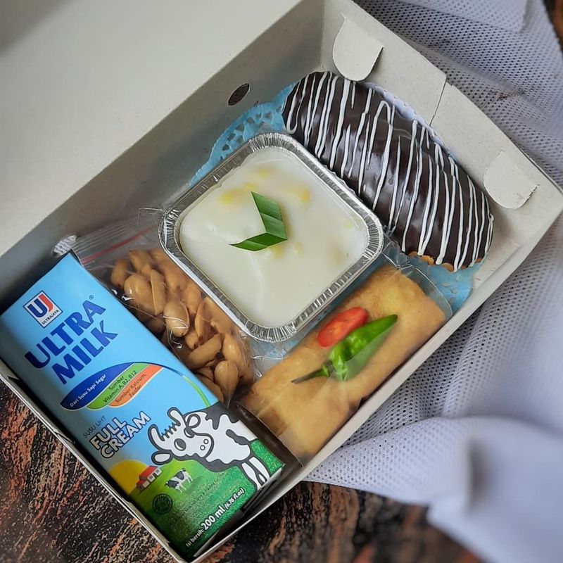KUE KOTAK/ SNACK BOX D