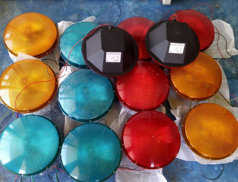 Lampu traffic light 30cm hi flug - Merah