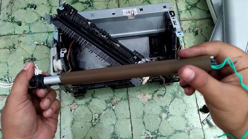 CLEANING DAN PERBAIKAN PRINTER LASERJET 1006