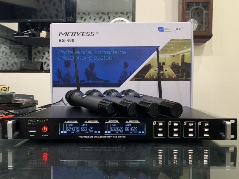 Wireless Microphone MCDYESS BS-400 4 Handheld