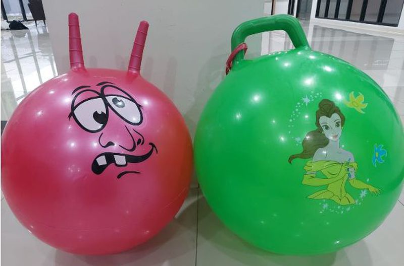 JUMPING BALL 45CM PEGANGAN