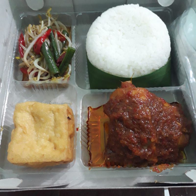 Paket Nasi Box dan Snack