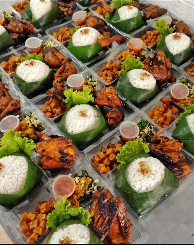 Nasi Kotak (Ayam Bumbu)