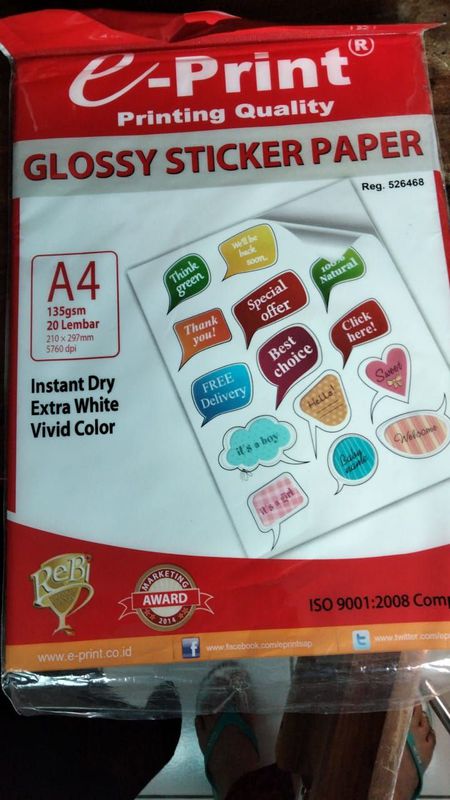 Kertas Stiker Glossy A4