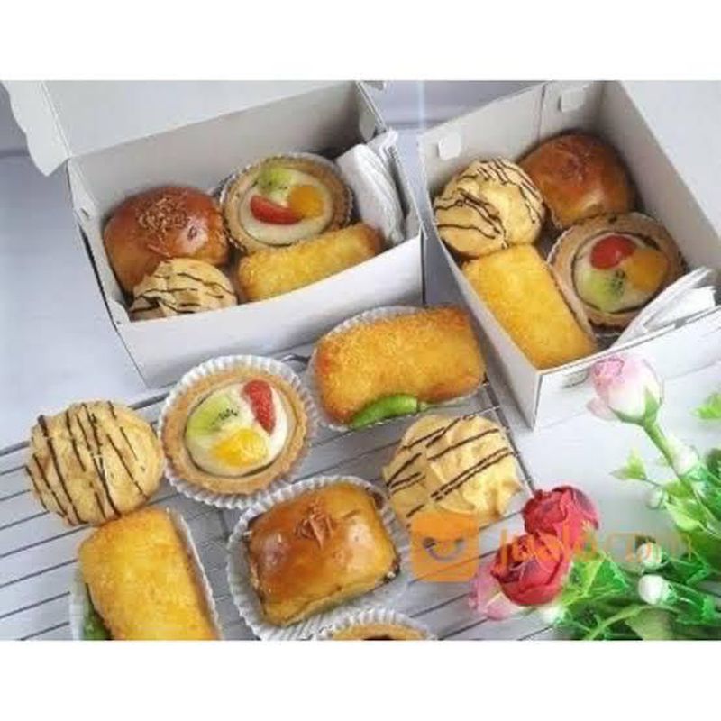 snack box/ kue kemasan ( jenis isian dapat di sesuaikan permintaan)