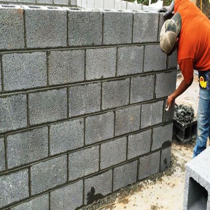 Pek. Pasang Tembok Batako