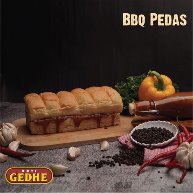Roti Gembong Gedhe Barbeque Hot Chicken