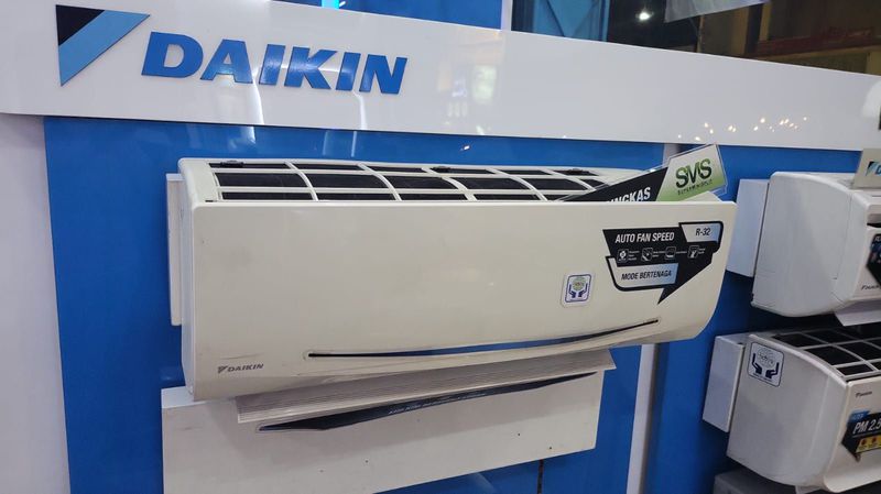 AC DAIKIN SPLIT WALL 2 PK
