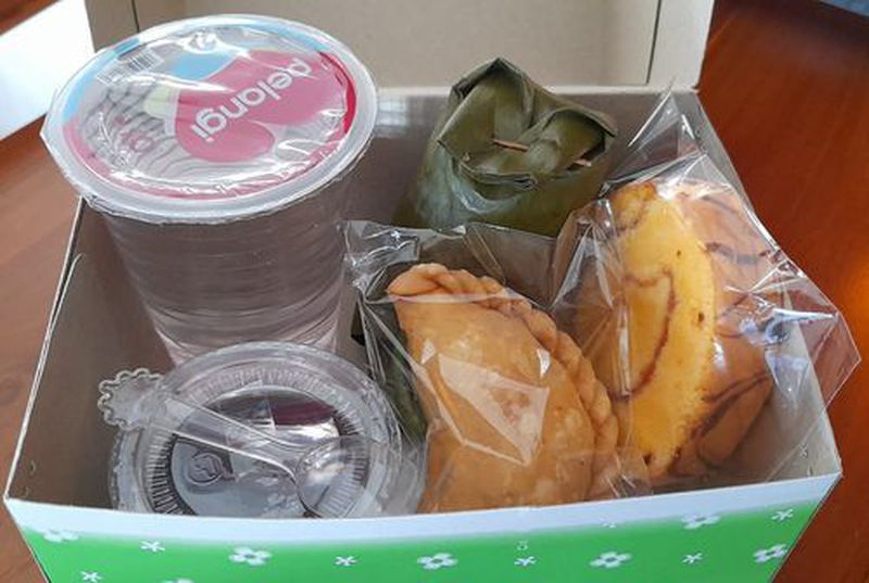 paket snack 11