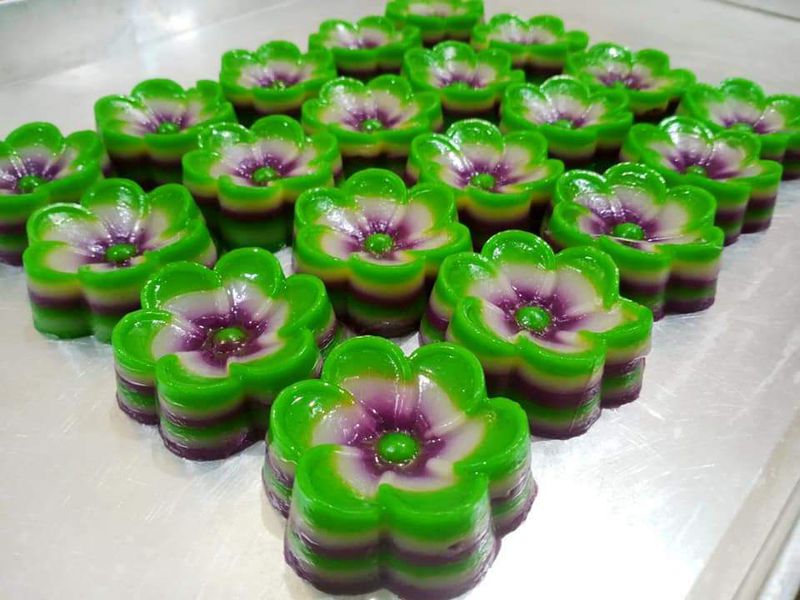 Kue puding bunga