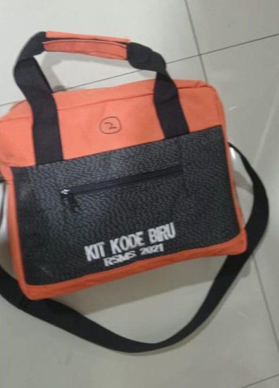 Tas Kode Biru Sling / Code Blue Siling Bag