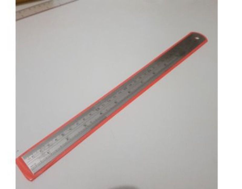 Penggaris 30 cm besi