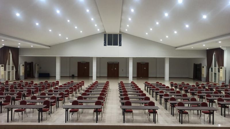 Halfday Meeting Package - Round Table