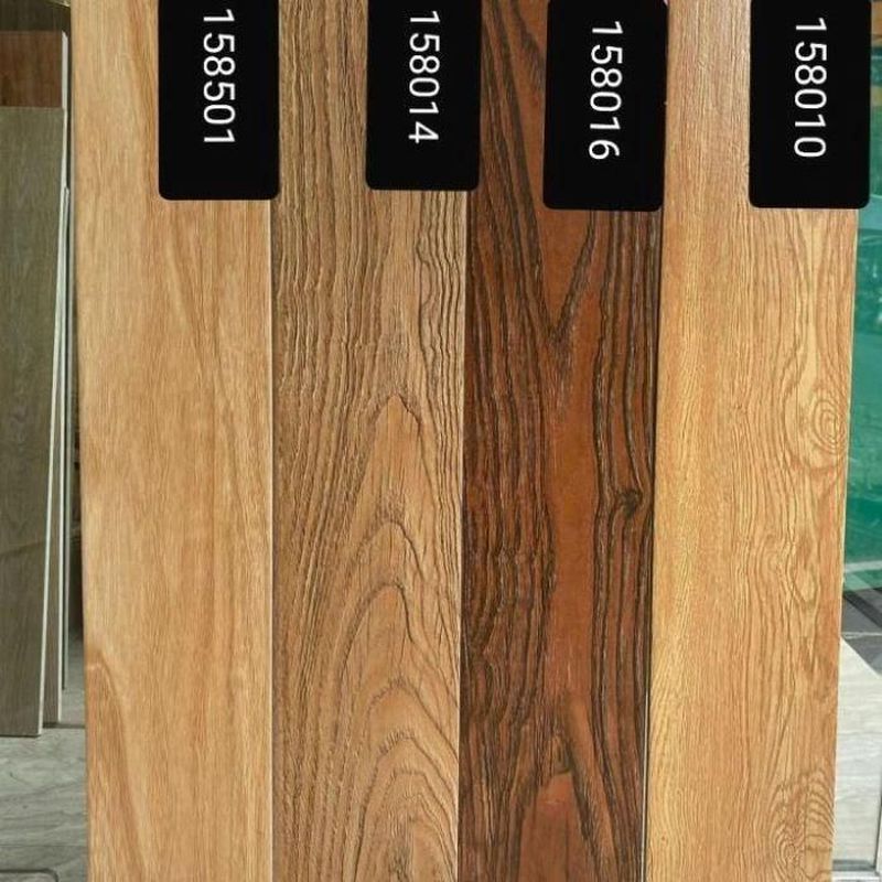 KERAMIK KASAR MOTIF KAYU 1.1 X ( 15 X 25 )