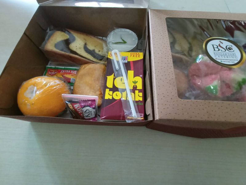 Snack Box Batik