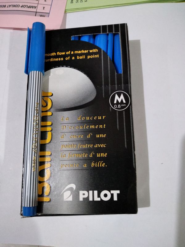 alat tulis spesifikasi bollpoint pilot boliner
