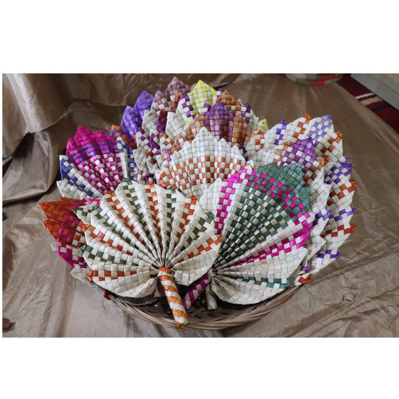 KIPAS ANYAMAN PANDAN