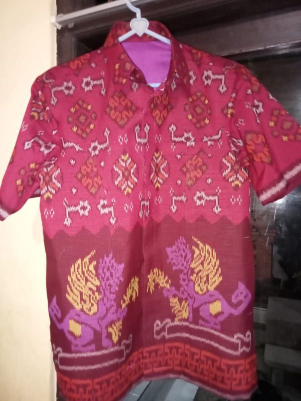 Kemeja PSH Bahan Endek Singa