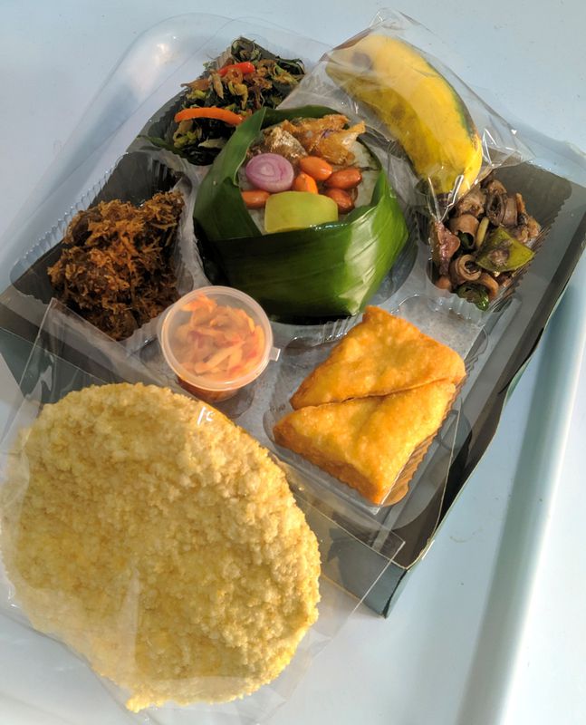 Paket Nasi dan Snack - Paket 2