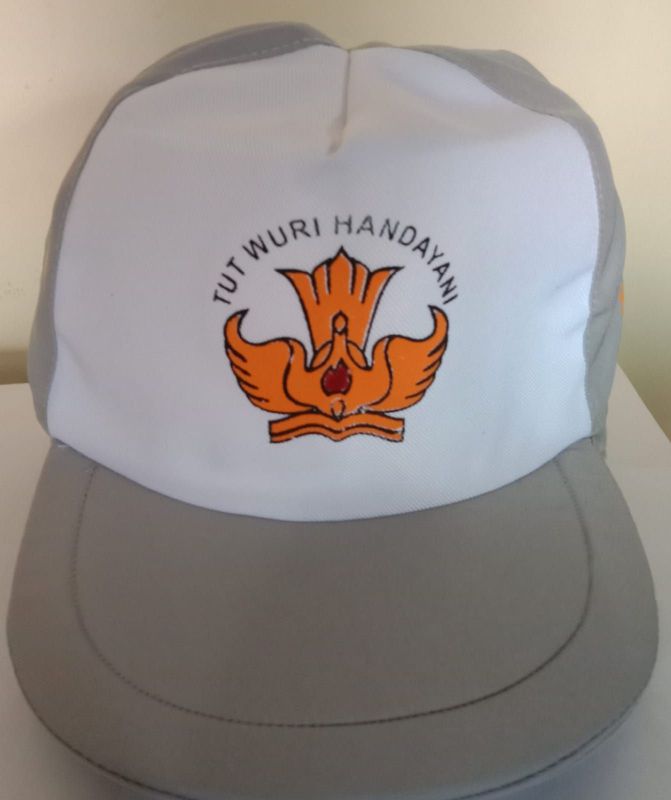 Topi Putih Abu-abu