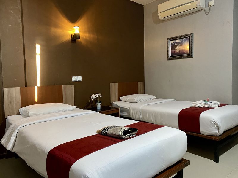 Kamar Hotel: Type Embassy suites