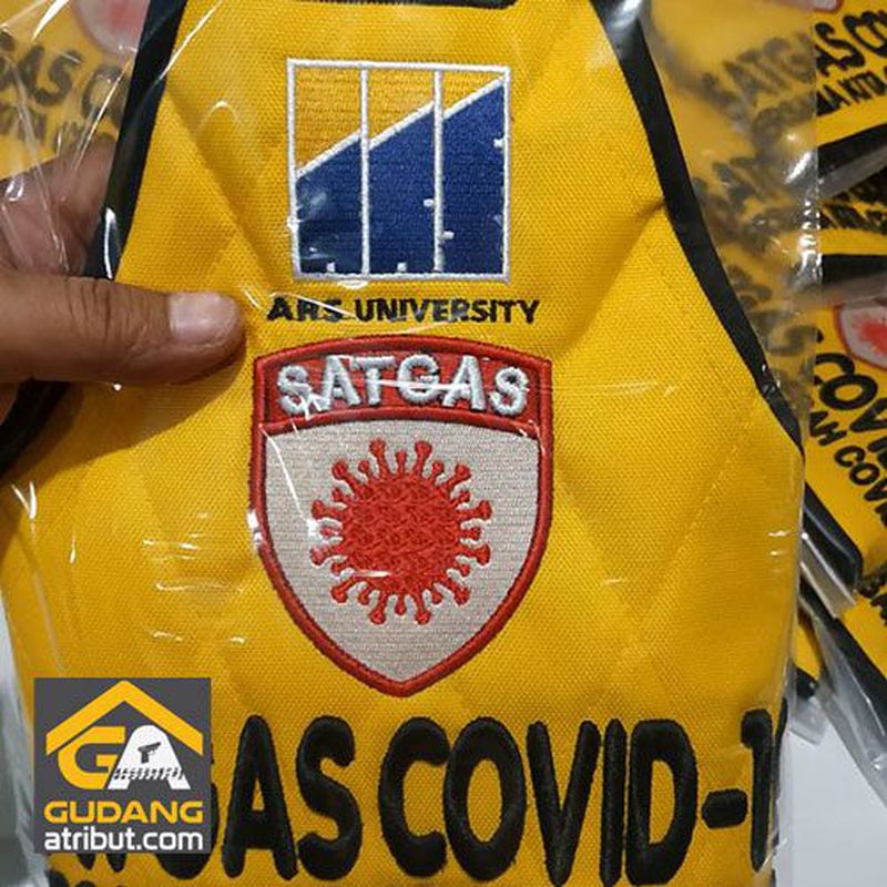 Ban Lengan Custom Universitas Perusahaan SATGAS by Gudang Atribut