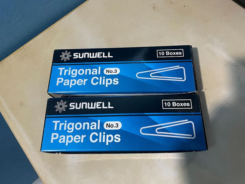 Paper Clip / Trigonal Clip no 3