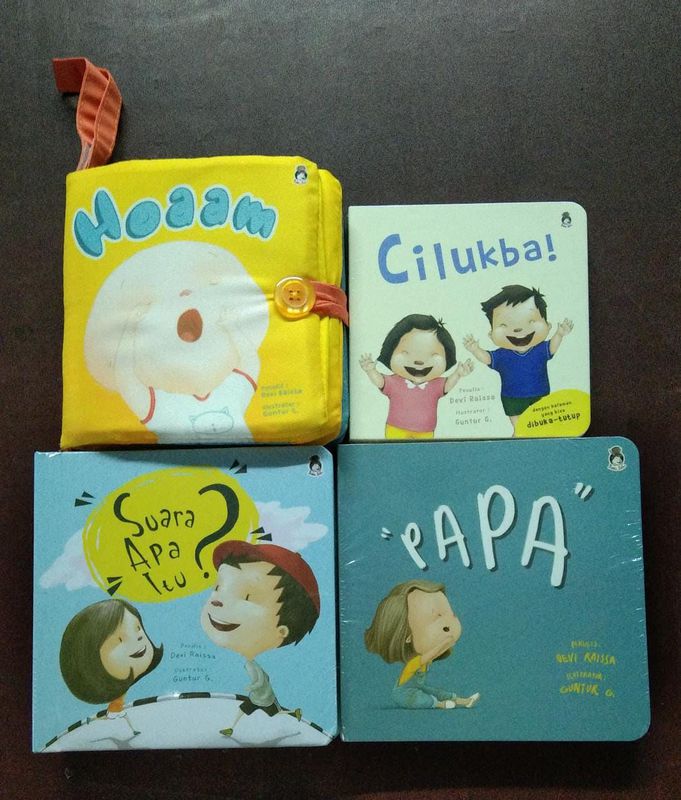 Buku paket cerita Rabbit Hole