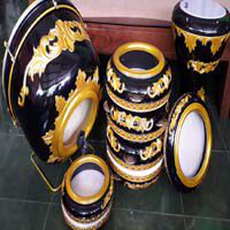 Satu Set Alat Musik Rebana Hadrah