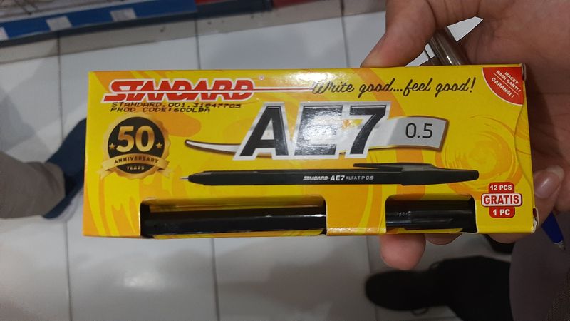 bolpoint standart hitam