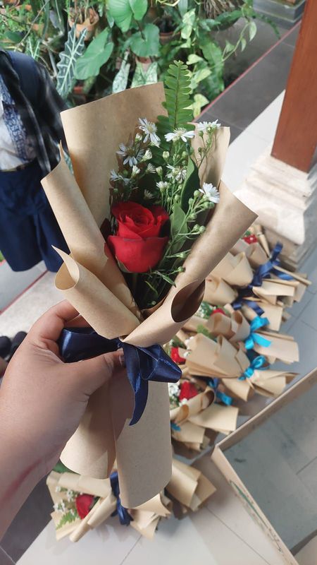 Single Buket Mawar - Coklat