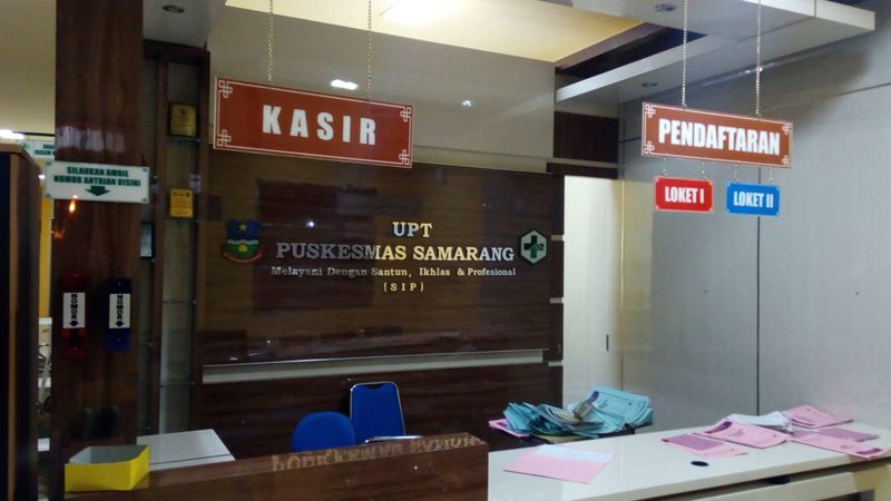 AKRILIK RUANG PENDAFTARAN