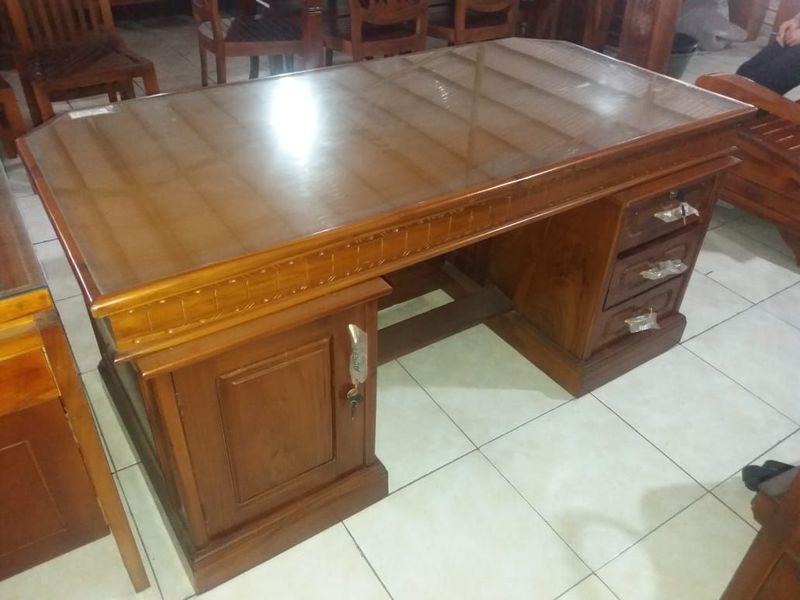 MEJA KERJA 160 CM x 83 CM x 74 CM