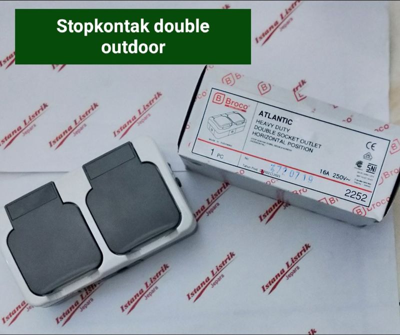 Stopkontak Outdoor Double broco
