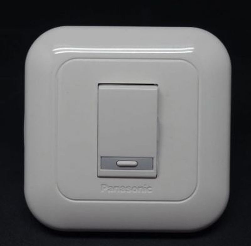 Saklar Engkel Tunggal