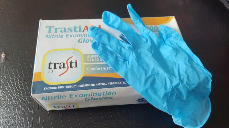Trasti Sarung Tangan Karet (Sarung Tangan Latex) TLG 105 M 1box(100pcs)
