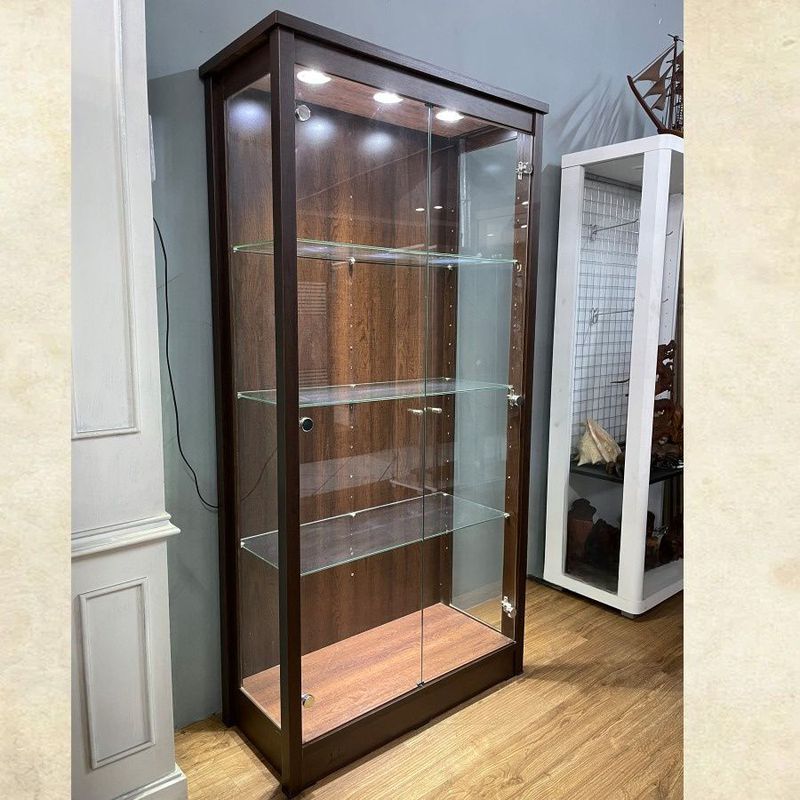 Lemari Display