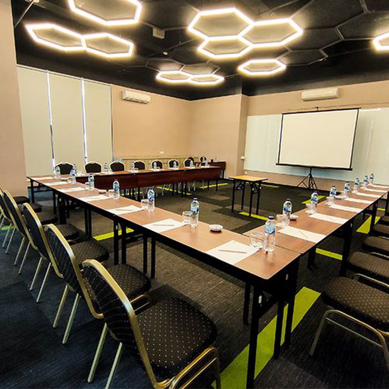 The Zuri Pekanbaru - Fullboard Meeting