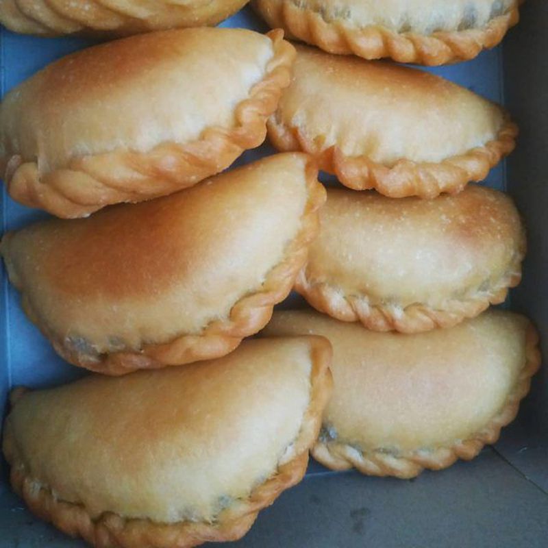 PANADA ROTI ISI IKAN