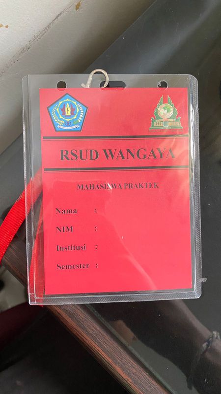 Name Tag Merah Mahasiswa Praktek RSUD WANGAYA