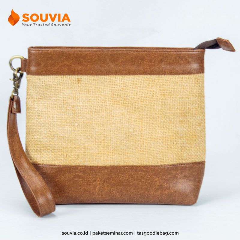 SOUVIA POUCH BRITTANY - Cokelat